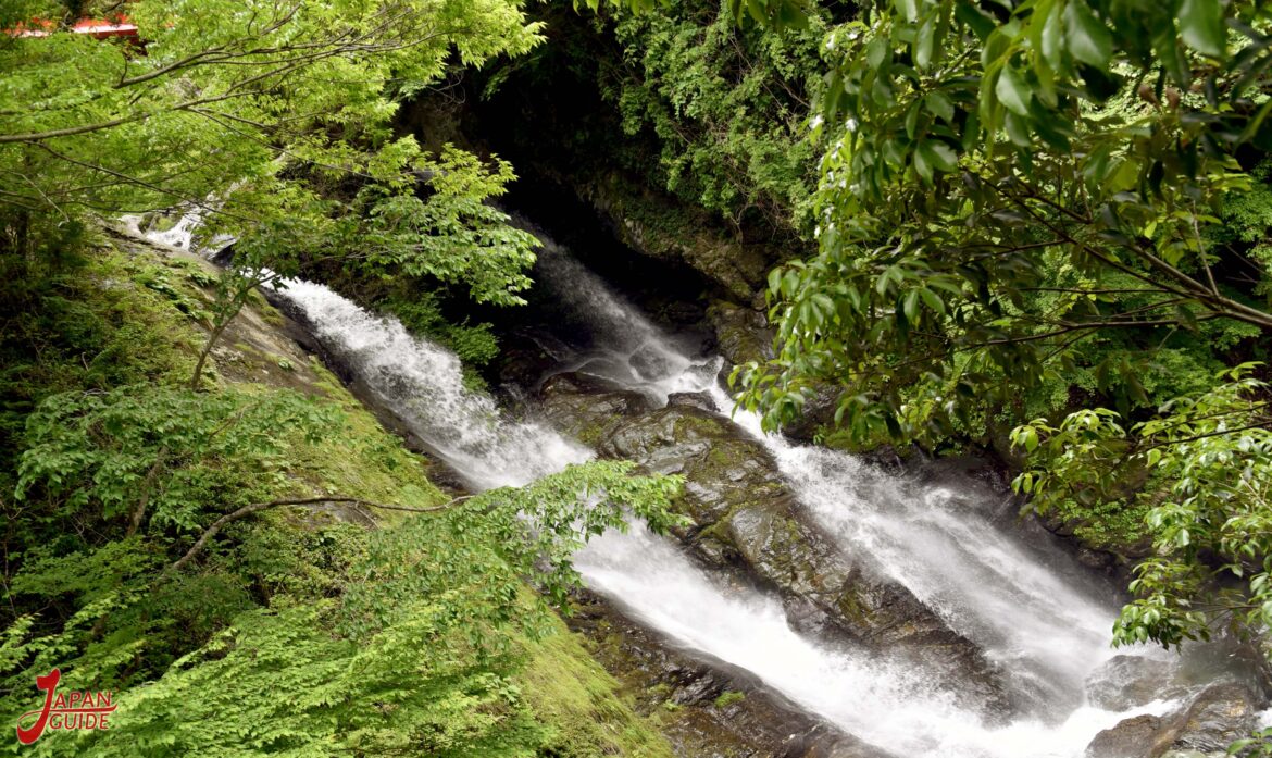 Sejiri Fudo Falls - Japan Guide
